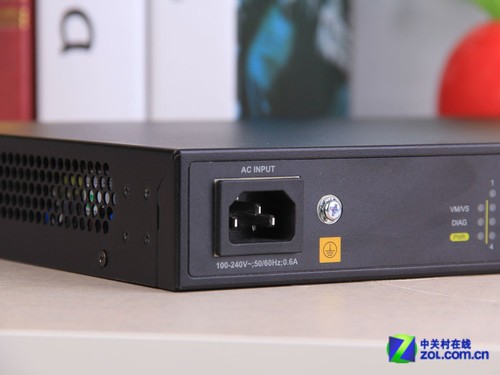 绿色智能 DCN DCRS-5750E交换机解析_网络设备评测-中关村在线