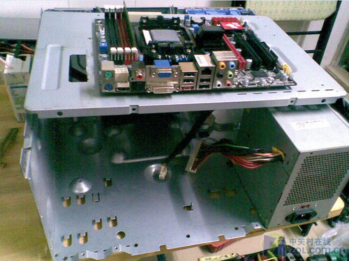 很BT很暴力 国内牛人强改戴尔BTX主机_七彩虹 C.A880G X3 V14_主板新闻-中关村在线