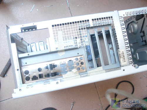 很BT很暴力 国内牛人强改戴尔BTX主机_七彩虹 C.A880G X3 V14_主板新闻-中关村在线