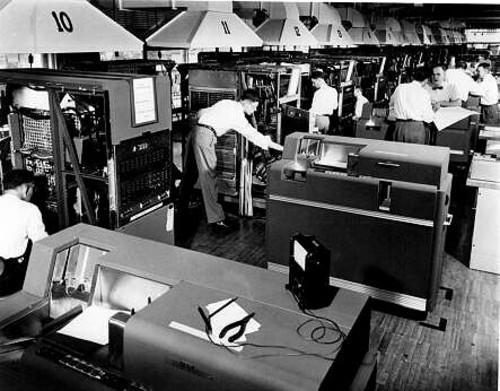 1958年：最后的电子管计算机IBM 709_服务器产业-中关村在线