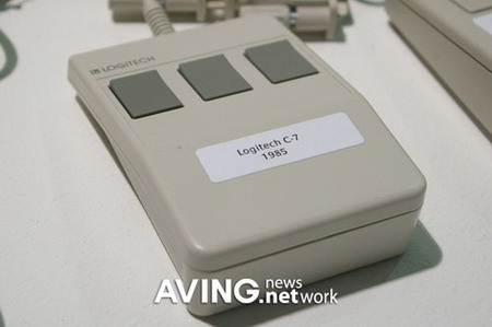 忆往昔峥嵘岁月 罗技早期鼠标全接触_罗技 MX Revolution无线激光鼠标_键鼠新闻-中关村在线